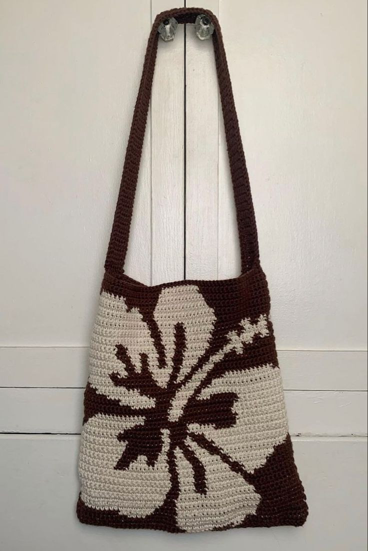Crochet Graphgan Tote Bags: Heart, Hibiscus Flower, and Bear Patterns ...