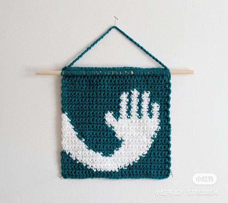 Crochet Pixel Chart Patterns for Hand Wall Hanging and Character Face ...