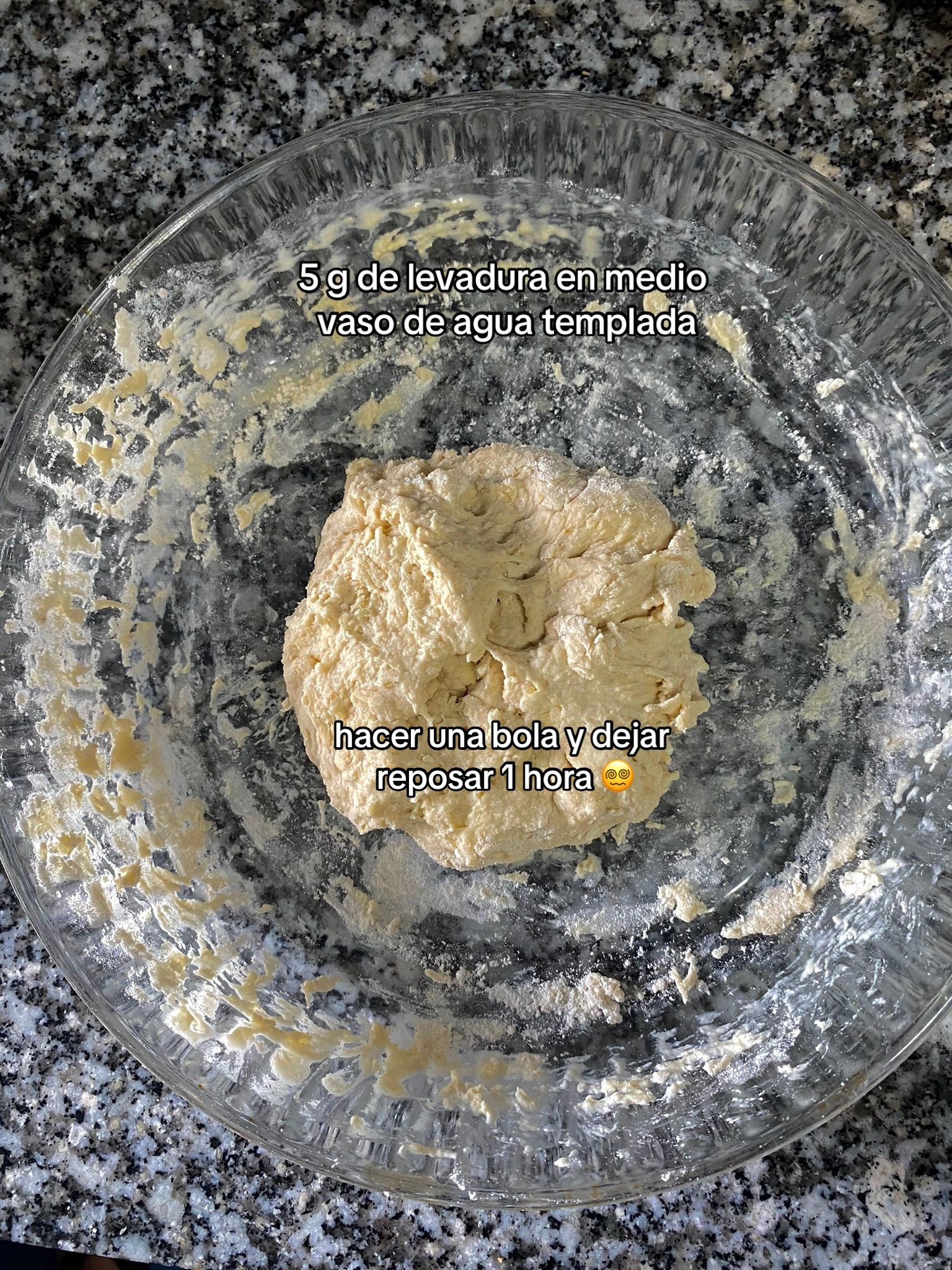 Mini pizzas de pan de ajo: receta fácil con harina, aceite de oliva y ...