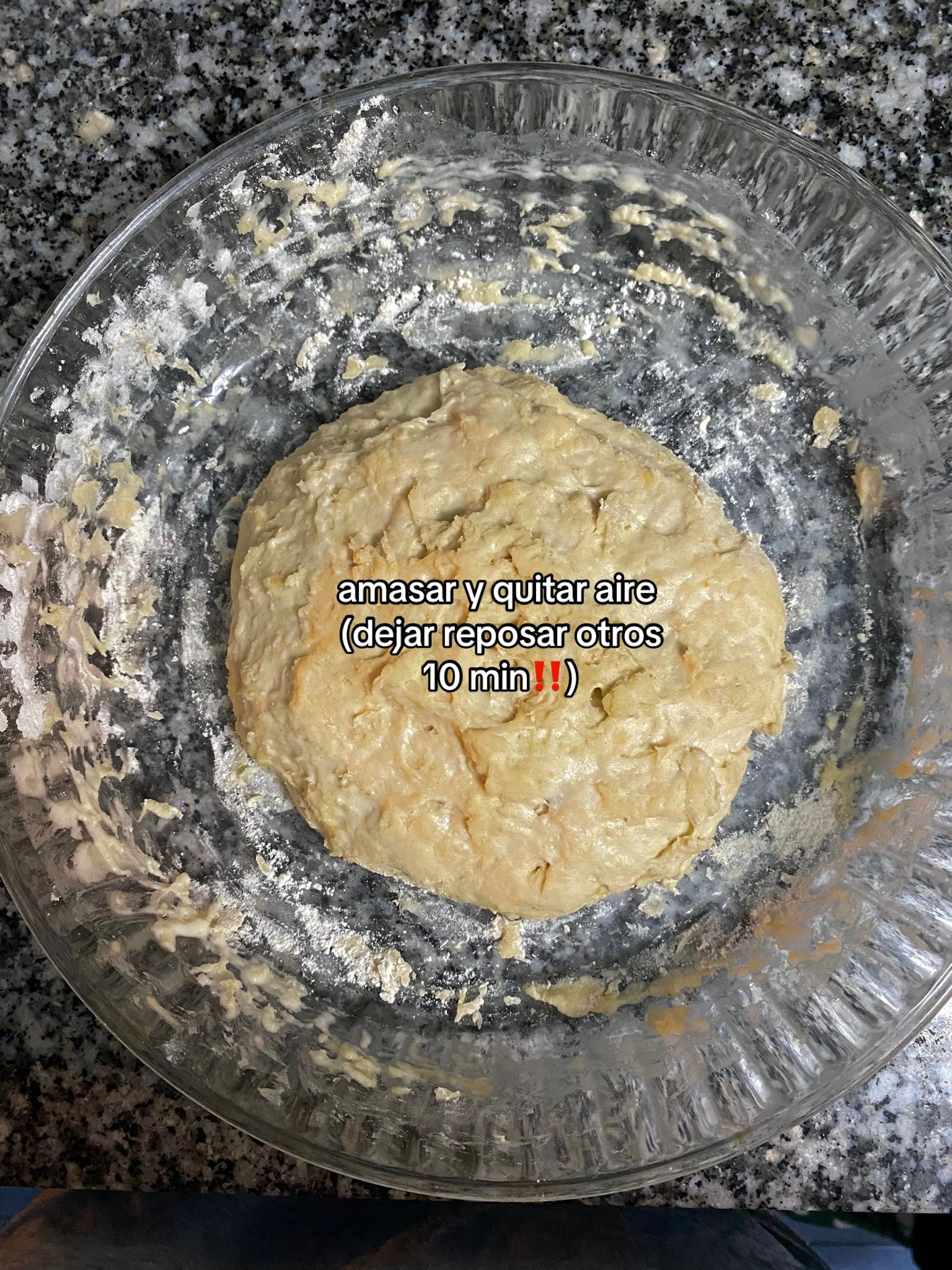 Mini pizzas de pan de ajo: receta fácil con harina, aceite de oliva y ...